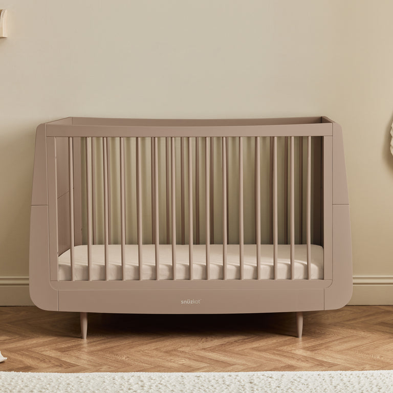 Cot Beds | Modern Baby Cots | Convertible Cot Beds & Snuz