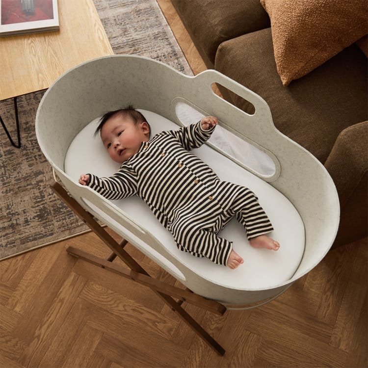 Snuz | SnuzBaskit Barley Basket & Walnut Stand & Snuz